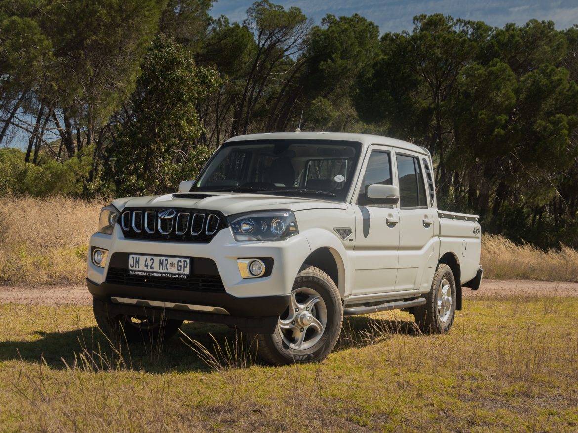 Mahindra S11 4×4 Automatic PikUp – THE TORQUE HUNTER